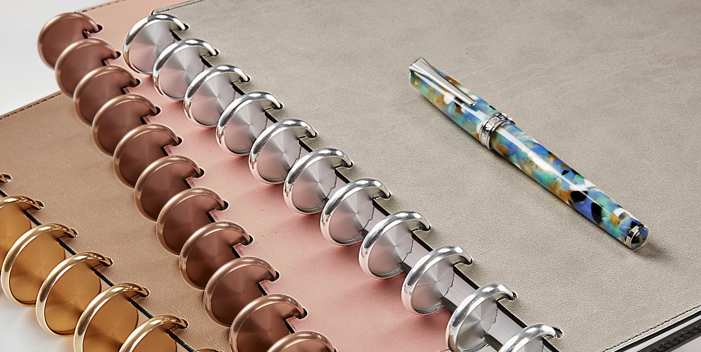 Circa® by Levenger | The Original Disc Bound Notebook System
