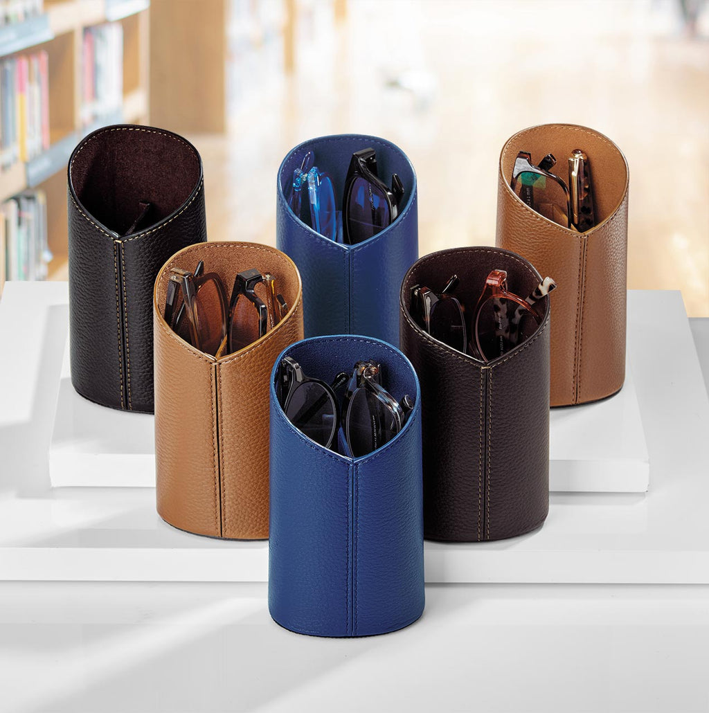 Trophy Double Eyeglass Stand